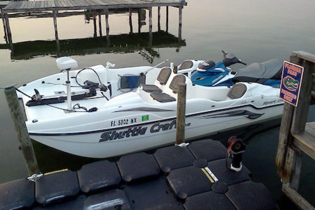 Jet Ski Shuttle Craft Guide [Facts & Opinion in 2023]