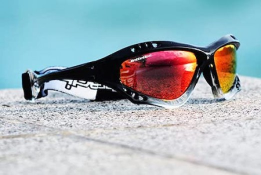 3 Best Jet Ski Goggles 2023 [Top Picks & Buyer's Guide]